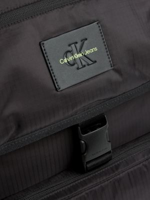 Eckiger Rucksack mit Klappe Calvin Klein® | K50K5117210GX