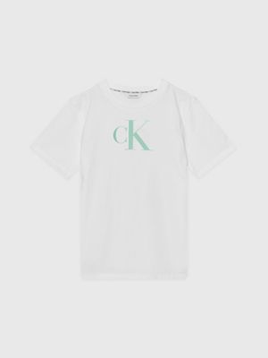 Boys' T-Shirts - Long-sleeve & Short-sleeve | Calvin Klein®